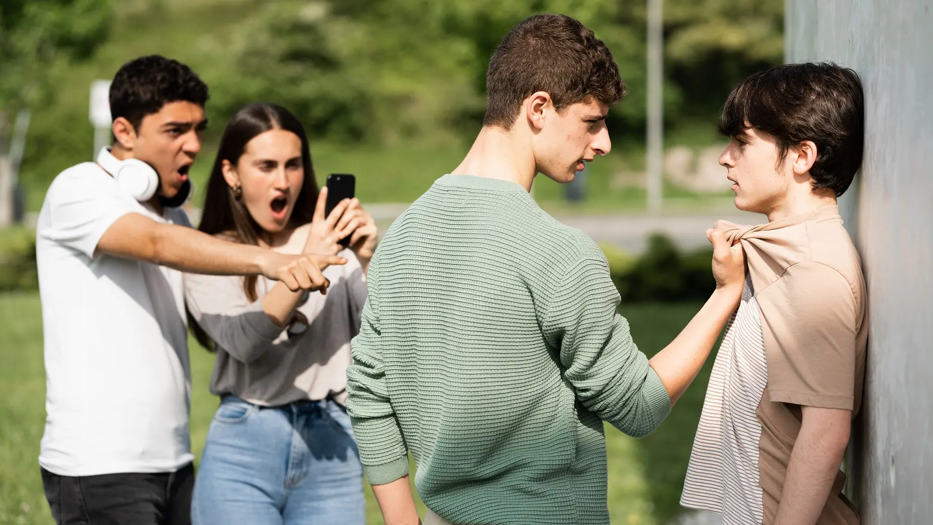 UNA pita stručnjake: Kako se boriti protiv vršnjačkog nasilja u eri društvenih mreža i velikih ...